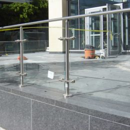 Dual Glass Panel Retainer Design - Efficient-Tec International LLC
